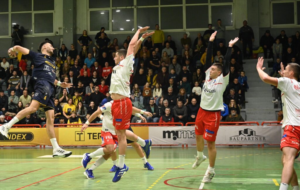 Nakon velike borbe Izviđač remizirao s RK Gračanica u Gračanici - izvidjac